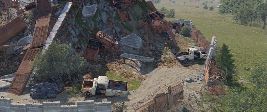 Mini Junkyard Custom Rust Monument - Lone Design